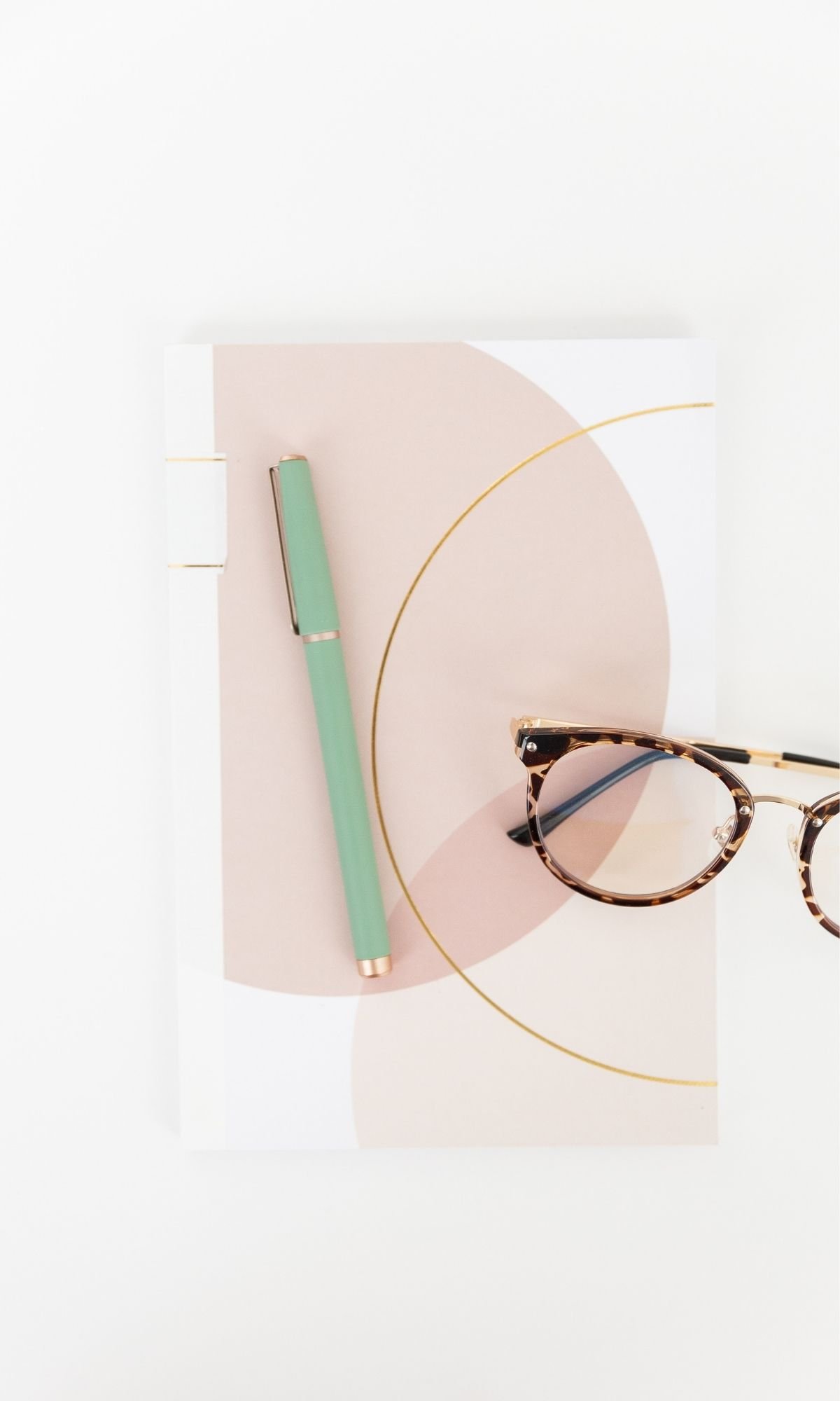 How to Create a Virtual Assistant Portfolio | Market with Miranda