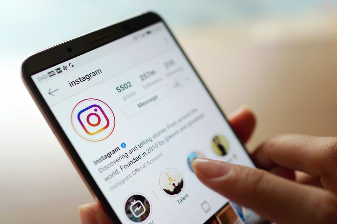 25 Calls to Action for Instagram: CTA Ideas & Examples